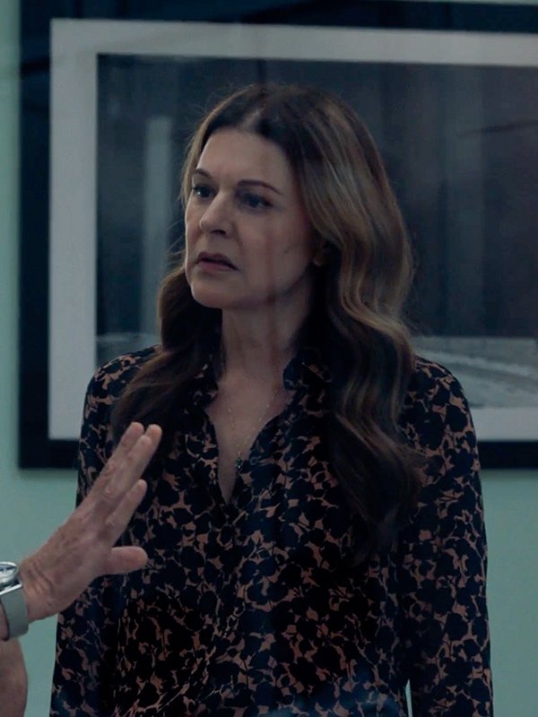 The Resident Season 6 Kit Voss Black & Beige Floral Shirt